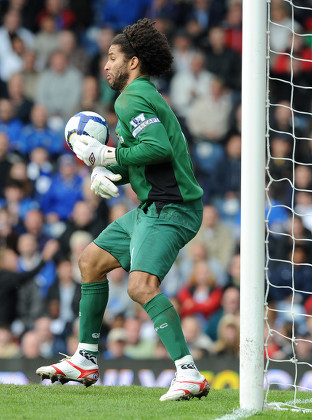 David James Portsmouth Makes Dramatic Point Editorial Stock Photo ...