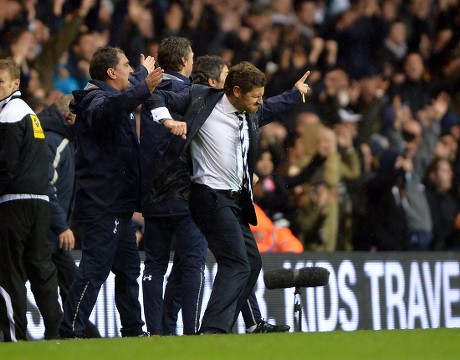 Clint Dempsey Tottenham Hotspur Action Shaun Editorial Stock Photo ...