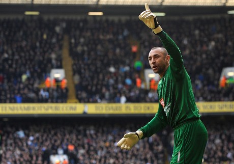 Tottenham Hotspur Goalkeeper Heurelho Gomes Celebrates Editorial Stock ...