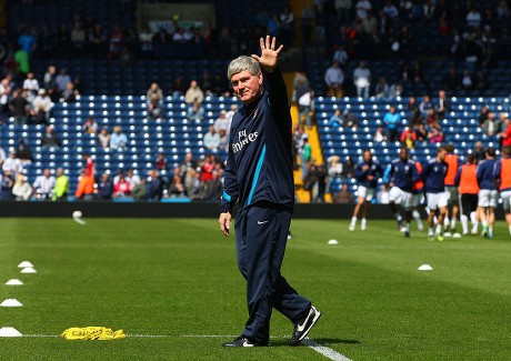Arsenal Assistant Manager Pat Rice Waves Editorial Stock Photo - Stock ...