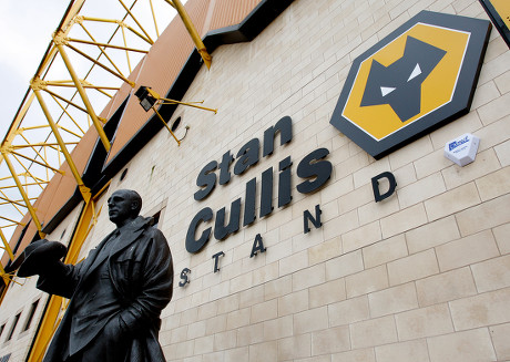 General View Stan Cullis Statue Outside Editorial Stock Photo - Stock ...