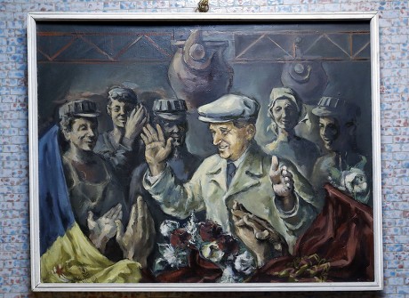 Picture Showing Painted Portrait Nicoale Ceausescu Editorial Stock ...
