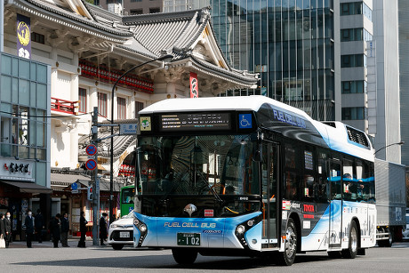 Hydrogen Fuel Cell Bus Seen Ginza - Foto de stock de contenido ...