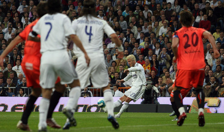 David Beckham Shot Goes Over Bar Editorial Stock Photo - Stock Image ...
