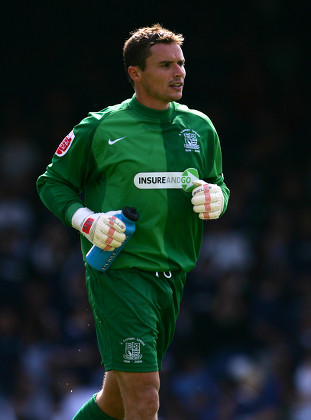 Southend United Goalkeeper Darryl Flahavan Editorial Stock Photo ...