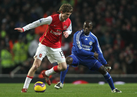 Claude Makelele Chelsea Right Mathieu Flamini Editorial Stock Photo ...
