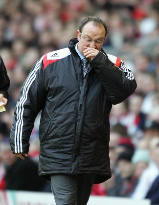 Liverpool Manager Rafa Benitez Looks Dejected Editorial Stock Photo ...