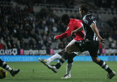 Louis Saha Manchester United Scores Fifth Editorial Stock Photo - Stock ...