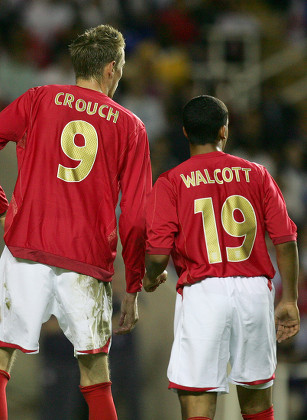England Strikers Peter Crouch Theo Walcott Editorial Stock Photo ...