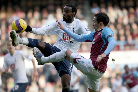 Pascal Chimbonda Tottenham Hotspur Gets Ball Editorial Stock Photo ...
