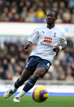 Pascal Chimbonda Tottenham Hotspur Gets Ball Editorial Stock Photo ...