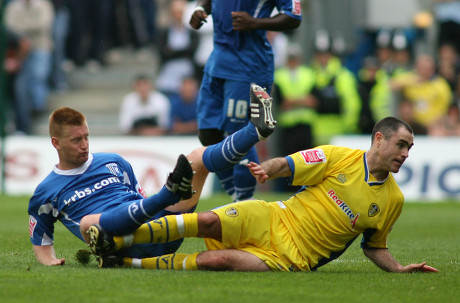 Simon Royce Gillingham Goalkeeper Editorial Stock Photo - Stock Image ...