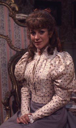 'Raffles' TV Series - 1977 Stock Pictures, Editorial Images and Stock ...
