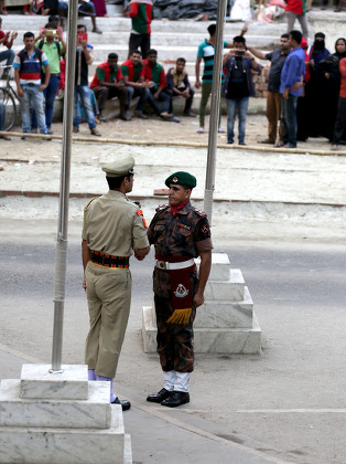 Petrapole-Benapole Border between India and Bangladesh, Calcutta - 30 ...