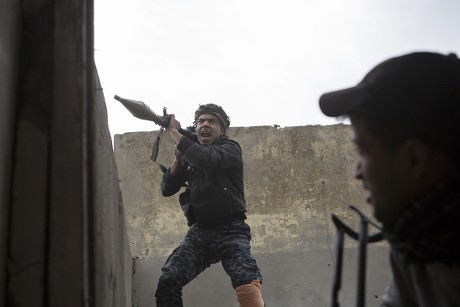 Iraqi Federal Police Rpg Gunner Shouts Editorial Stock Photo - Stock ...
