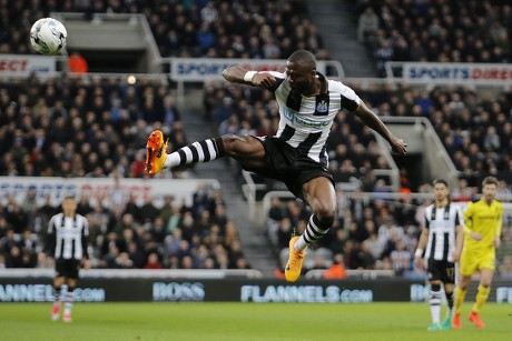 Newcastle United Defender Chancel Mbemba 18 Editorial Stock Photo ...