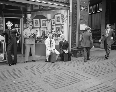 36 Retro times square Stock Pictures, Editorial Images and Stock Photos ...