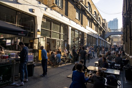 1001 Brick Lane London Shoreditch Spitalfields Editorial Stock Photo ...