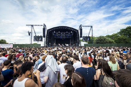 East London Field Day London Music Editorial Stock Photo - Stock Image ...