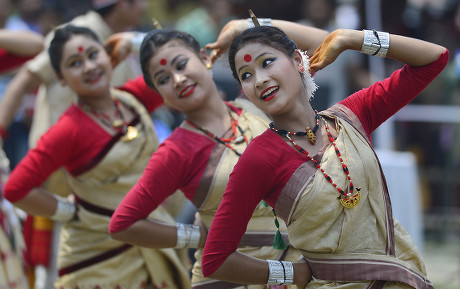 Assamese Girls Perform Bihu On Occasion Editorial Stock Photo - Stock ...