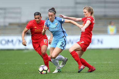 Lucy Bronze Manchester City Outpaces Shanice Editorial Stock Photo ...