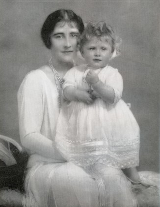 73 Little princess elizabeth Stock Pictures, Editorial Images and Stock ...