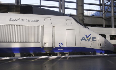 View Head Engine First Ave Highspeed Editorial Stock Photo - Stock ...