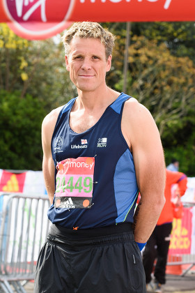 James Cracknell Olympic Rowing Goldmedallist Running Editorial Stock ...