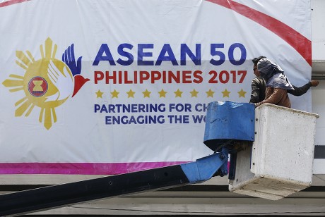 Filipino Workers Install Banner Association South Editorial Stock Photo ...