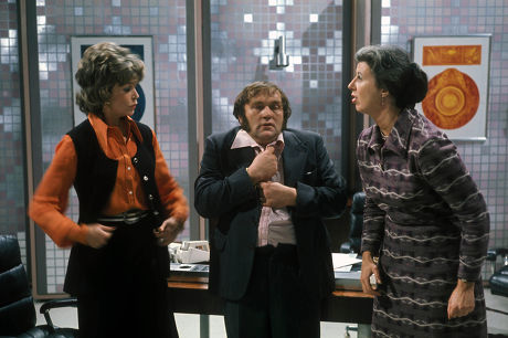 obituary - english character actress damaris hayman stock fotografie ...