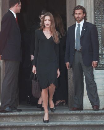 Gianni Versace Memorial Service Milan Super Editorial Stock Photo ...