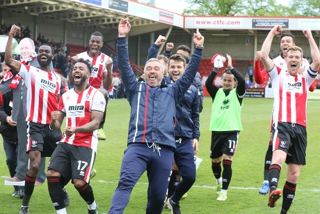 Russell Milton Players Celebrate Survival League Editorial Stock Photo ...