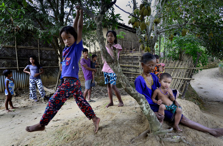 imágenes de Reang tribe of Tripura, India, Dhalai - 29 Apr 2017 ...