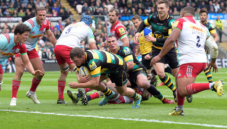 Northamptons Alex Waller Barges Over Try Editorial Stock Photo - Stock ...