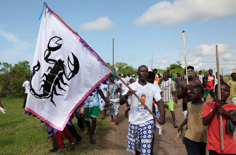 Flag Bearer Group Toafo Asafo Hunters Editorial Stock Photo - Stock ...