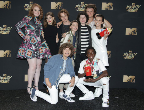 Cast Stranger Things Shannon Purser Natalia Editorial Stock Photo ...