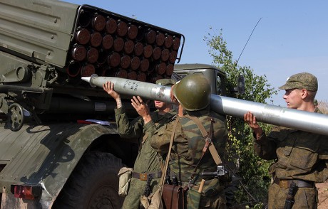 250 Load artillery Stock Pictures, Editorial Images and Stock Photos ...