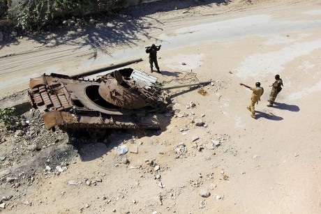 Somali Government Soldiers Gather Around Destroyed Editorial Stock ...