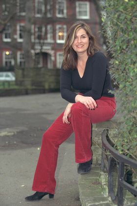 Liza Tarbuck Actress Daughter Comedian Jimmy Editorial Stock Photo ...
