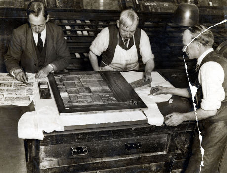 1 Twenties printing technology process hot metal compositor compositors ...