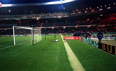 45 Behind goal camera Stock Pictures, Editorial Images and Stock Photos ...