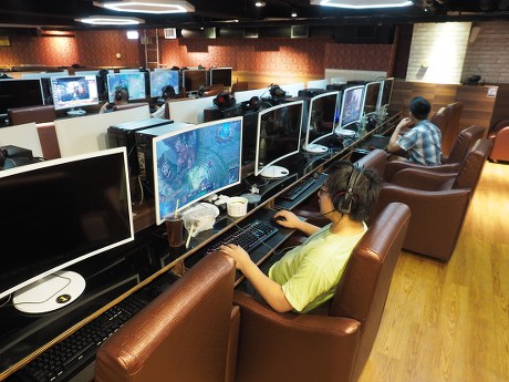 People Use Computers Cyber Cafe Taipei Editorial Stock Photo - Stock ...