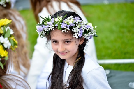 Traditional May Day Celebrations Brentham Garden Editorial Stock Photo ...