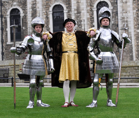 Beefeater Looks Henrys Tonlet Armour Made Editorial Stock Photo - Stock ...