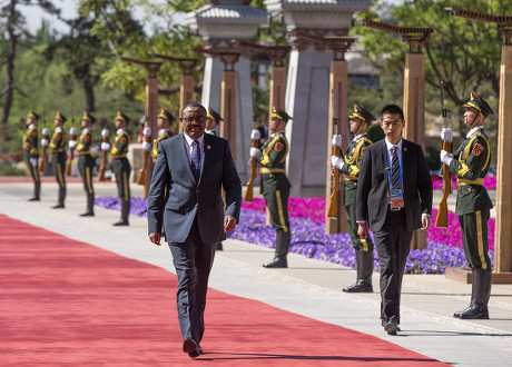 Ethiopian Prime Minister Hailemariam Desalegn Arrives Editorial Stock ...