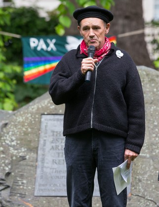 Sir Mark Rylance Speaks Front Conscientious Editorial Stock Photo ...