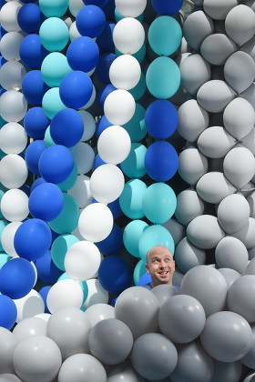 Balloon Artist Ben Field His Creation Editorial Stock Photo - Stock ...