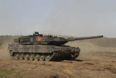 Germans Army Bundeswehr Armoured Howitzer 2000 Editorial Stock Photo ...