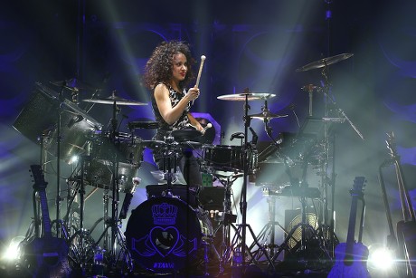 52 Drummer simple minds Stock Pictures, Editorial Images and Stock ...