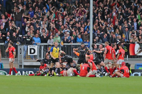 Exeter Chiefs Celebrate Sam Simmonds 20 Editorial Stock Photo - Stock ...